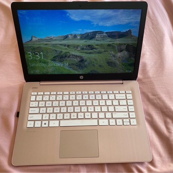 HP | Computers, Laptops & Parts | Hp Laptop Pink With White Keys 4gb ...